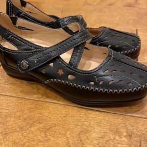 hoopoe | Shoes | Ladies Shoes | Poshmark